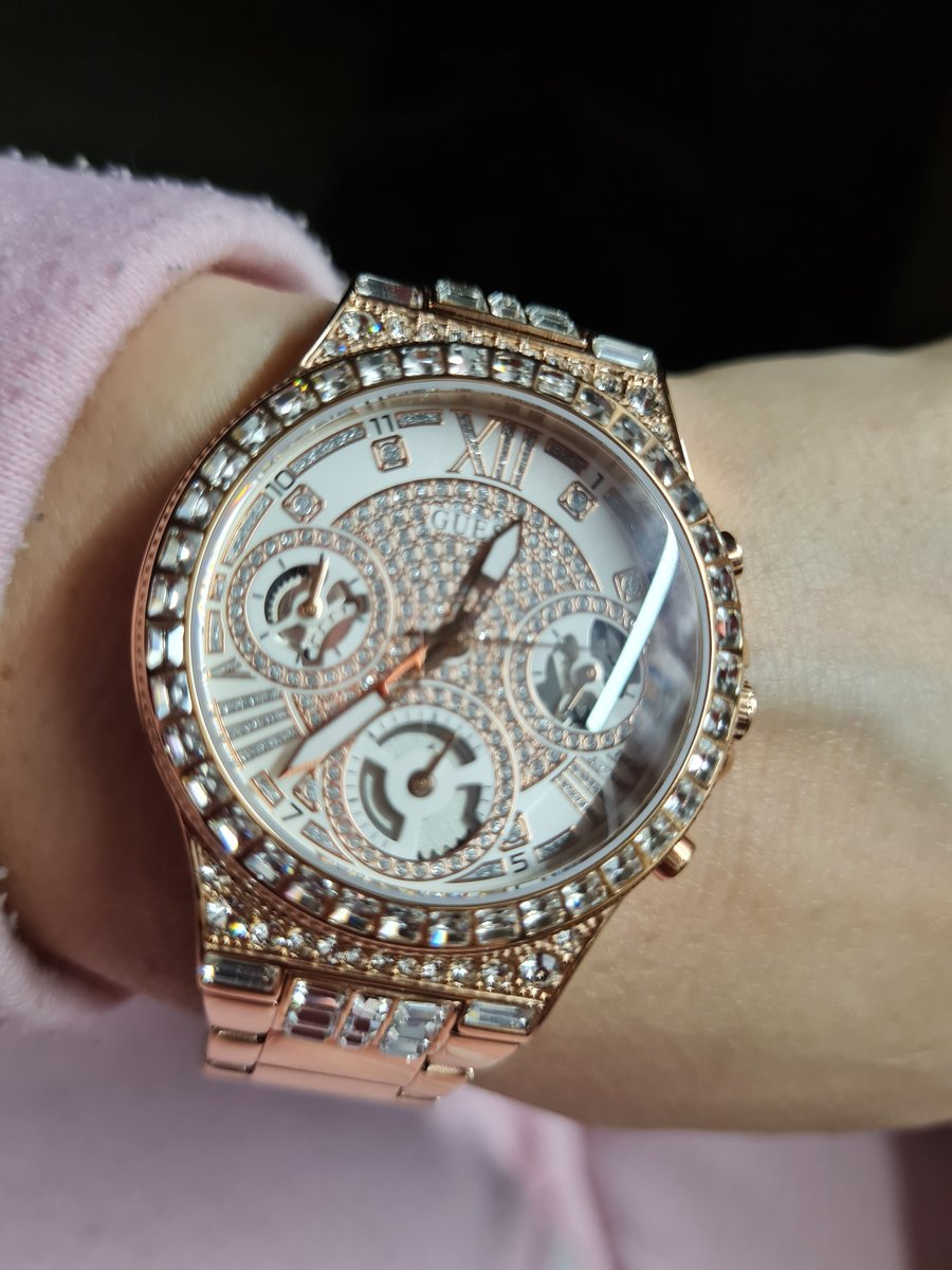 Часы женские GUESS GW0320L1: сталь, кристалл swarovski — купить в ...